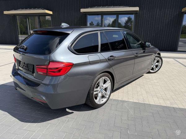 Grey BMW 320 2017 in Siauliai, with an engine capacity of 2.00 L and mileage of 251 thousand km for 10399 €, photo 4 on AUTOMOTO.COM.LV