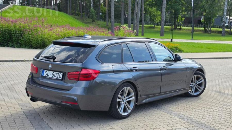 Grey BMW 320 2017 in Riga, with an engine capacity of 2.00 L and mileage of 123 thousand km for 16464 €, photo 4 on AUTOMOTO.COM.LV