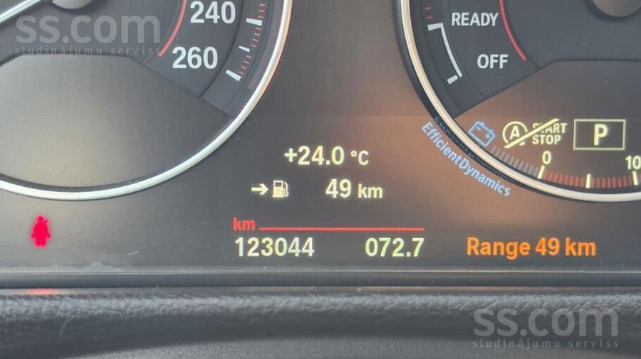 Grey BMW 320 2017 in Riga, with an engine capacity of 2.00 L and mileage of 123 thousand km for 16464 €, photo 8 on AUTOMOTO.COM.LV