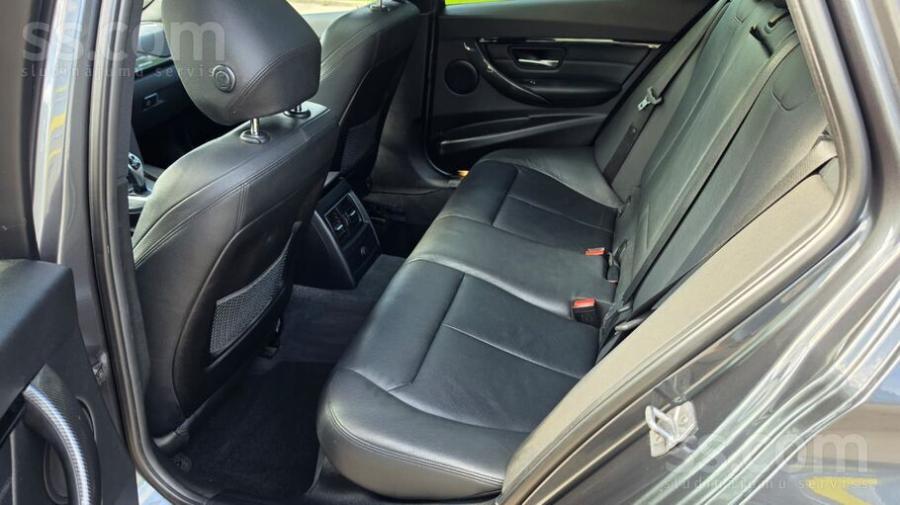 Grey BMW 320 2017 in Riga, with an engine capacity of 2.00 L and mileage of 123 thousand km for 16464 €, photo 9 on AUTOMOTO.COM.LV