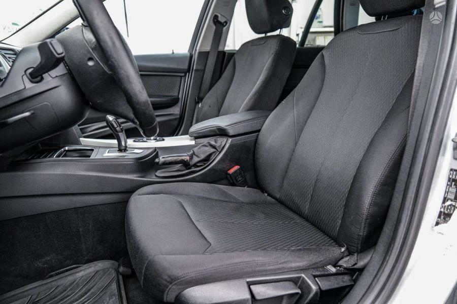 Grey BMW 320 2017 in Kaunas, with an engine capacity of 2.00 L and mileage of 297 thousand km for 9590 €, photo 7 on AUTOMOTO.COM.LV
