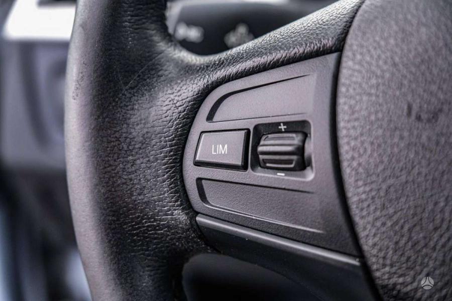 Grey BMW 320 2017 in Kaunas, with an engine capacity of 2.00 L and mileage of 297 thousand km for 9590 €, photo 17 on AUTOMOTO.COM.LV