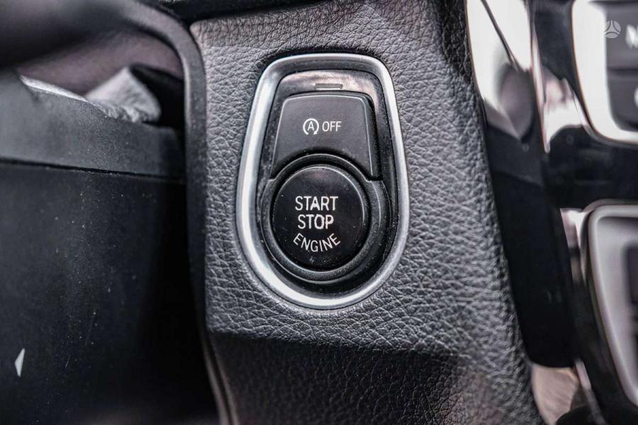 Grey BMW 320 2017 in Kaunas, with an engine capacity of 2.00 L and mileage of 297 thousand km for 9590 €, photo 20 on AUTOMOTO.COM.LV