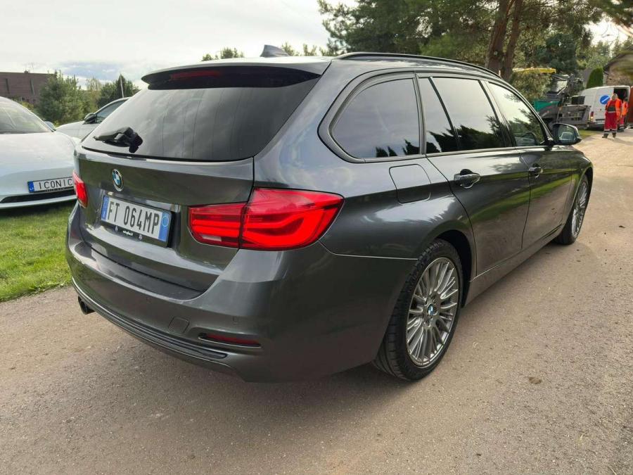 Grey BMW 320 2017 in Vilnius, with an engine capacity of 2.00 L and mileage of 274 thousand km for 11350 €, photo 10 on AUTOMOTO.COM.LV