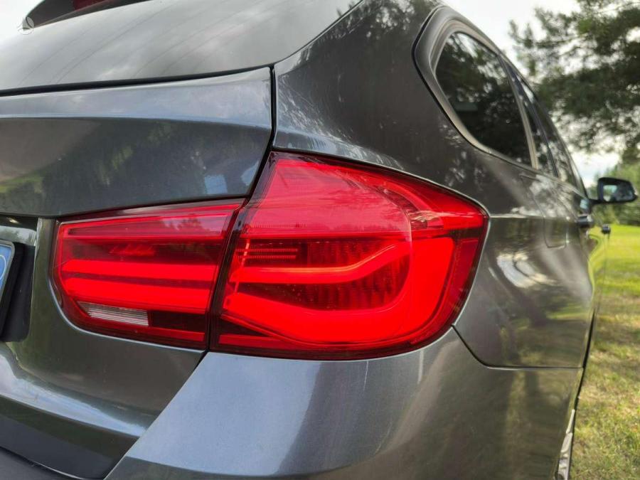 Grey BMW 320 2017 in Vilnius, with an engine capacity of 2.00 L and mileage of 274 thousand km for 11350 €, photo 15 on AUTOMOTO.COM.LV