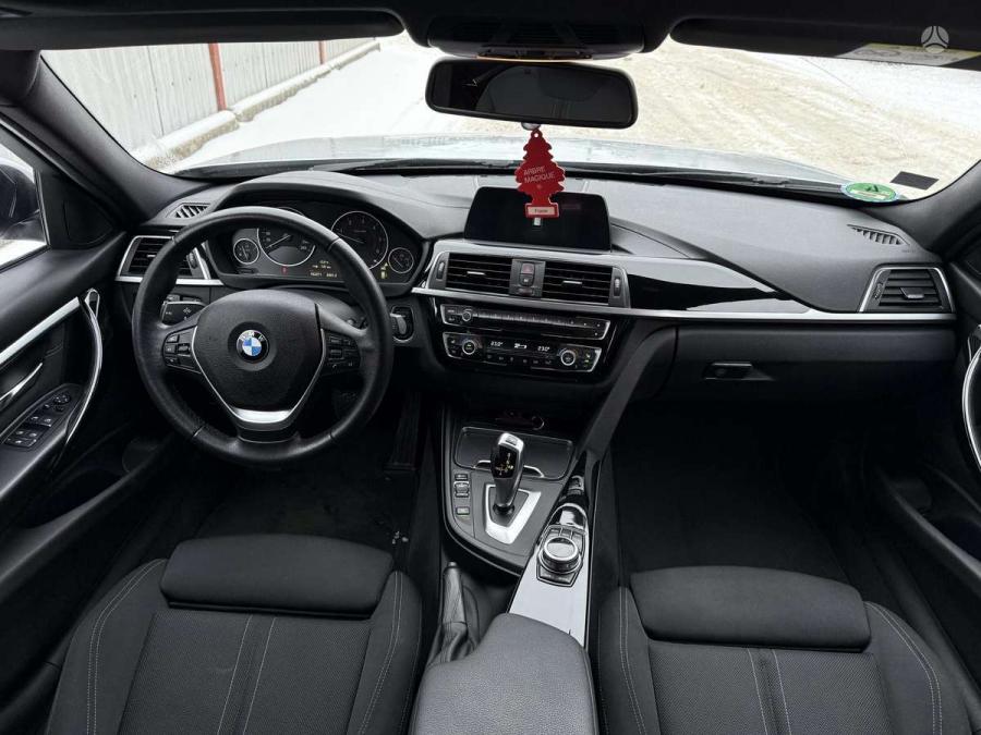 Grey BMW 320 2018 in Vilkaviskis, with an engine capacity of 2.00 L and mileage of 163 thousand km for 12800 €, photo 13 on AUTOMOTO.COM.LV