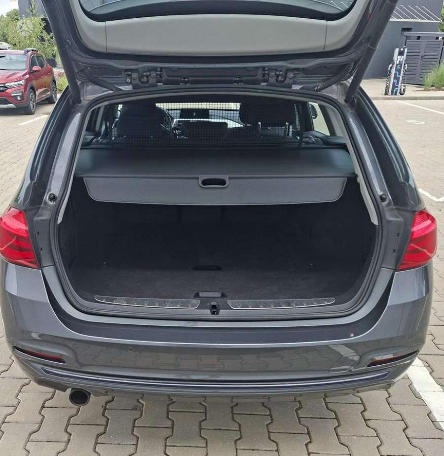 Grey BMW 320 2018 in Kaunas, with an engine capacity of 2.00 L and mileage of 280 thousand km for 9750 €, photo 13 on AUTOMOTO.COM.LV
