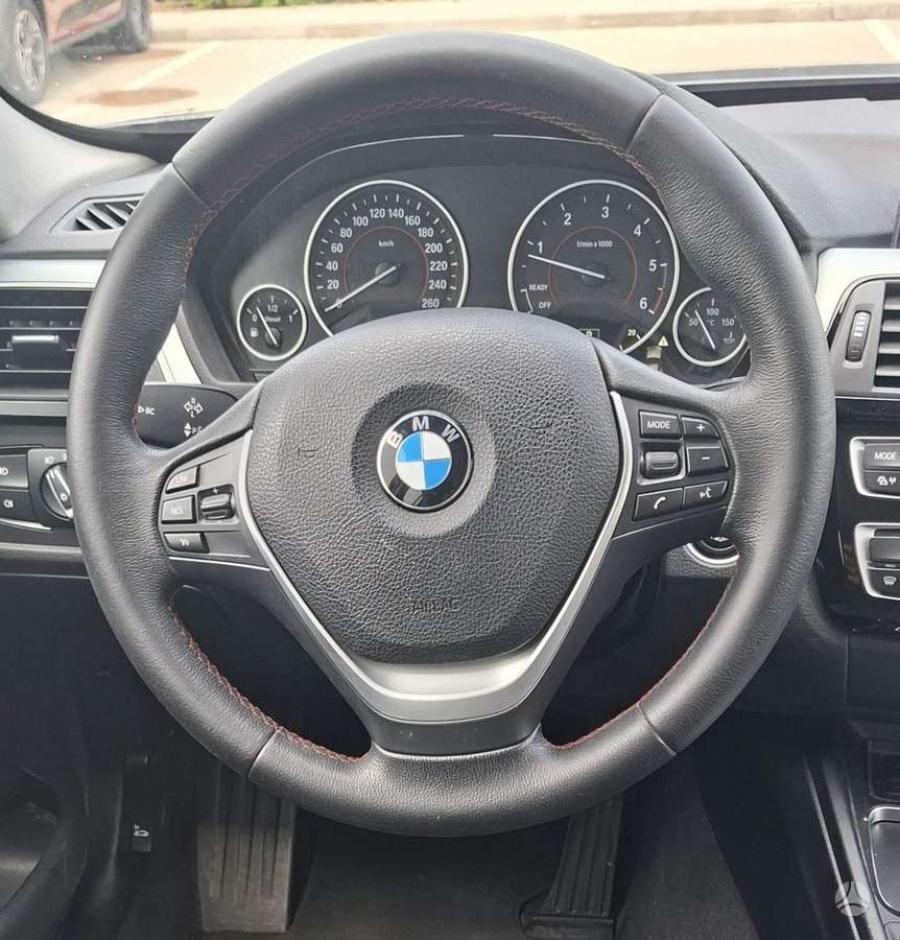 Grey BMW 320 2018 in Kaunas, with an engine capacity of 2.00 L and mileage of 280 thousand km for 9750 €, photo 18 on AUTOMOTO.COM.LV