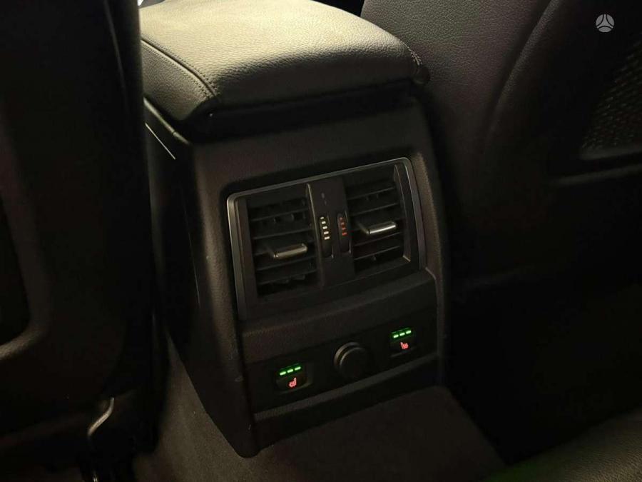 Pelēks BMW 320 2018 Marijampole, ar dzinēja tilpumu 2.00 L un nobraukumu 267 tūkst. km par 10999 €, foto 17 vietnē AUTOMOTO.COM.LV