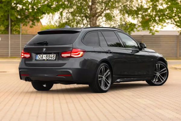 Grey BMW 320 2019 in Jelgava, with an engine capacity of 2.00 L and mileage of 212 thousand km for 15000 €, photo 5 on AUTOMOTO.COM.LV
