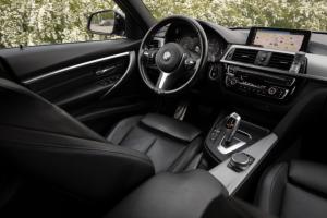 Grey BMW 320 2019 in Riga, with an engine capacity of 2.00 L and mileage of 212 thousand km for 17900 €, photo 9 on AUTOMOTO.COM.LV
