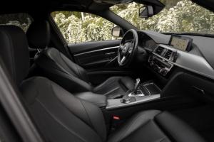 Grey BMW 320 2019 in Riga, with an engine capacity of 2.00 L and mileage of 212 thousand km for 17900 €, photo 25 on AUTOMOTO.COM.LV