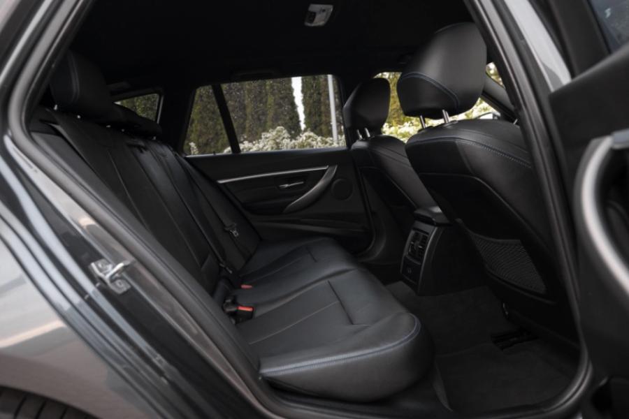 Grey BMW 320 2019 in Riga, with an engine capacity of 2.00 L and mileage of 212 thousand km for 17900 €, photo 26 on AUTOMOTO.COM.LV
