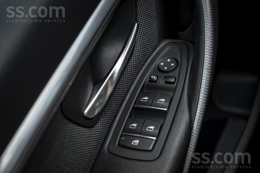 Grey BMW 320 2019 in Riga, with an engine capacity of 2.00 L and mileage of 206 thousand km for 12990 €, photo 16 on AUTOMOTO.COM.LV