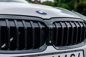 Pelēks BMW 320 2019 Plungė, ar dzinēja tilpumu 2.00 L un nobraukumu 153 tūkst. km par 22900 €, foto 13 vietnē AUTOMOTO.COM.LV