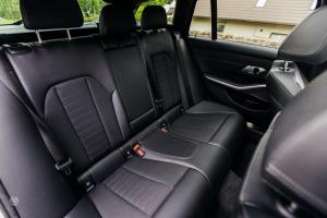 Pelēks BMW 320 2019 Plungė, ar dzinēja tilpumu 2.00 L un nobraukumu 153 tūkst. km par 22900 €, foto 26 vietnē AUTOMOTO.COM.LV