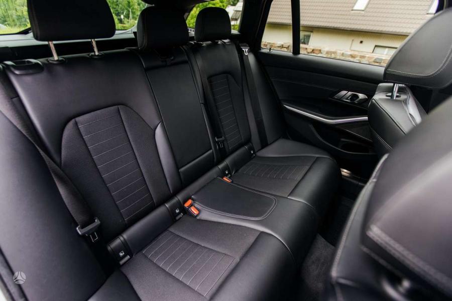 Pelēks BMW 320 2019 Plungė, ar dzinēja tilpumu 2.00 L un nobraukumu 153 tūkst. km par 22900 €, foto 26 vietnē AUTOMOTO.COM.LV