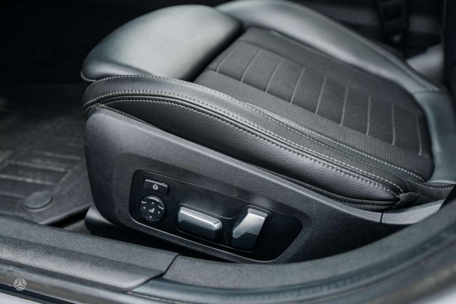 Pelēks BMW 320 2019 Plungė, ar dzinēja tilpumu 2.00 L un nobraukumu 153 tūkst. km par 22900 €, foto 29 vietnē AUTOMOTO.COM.LV
