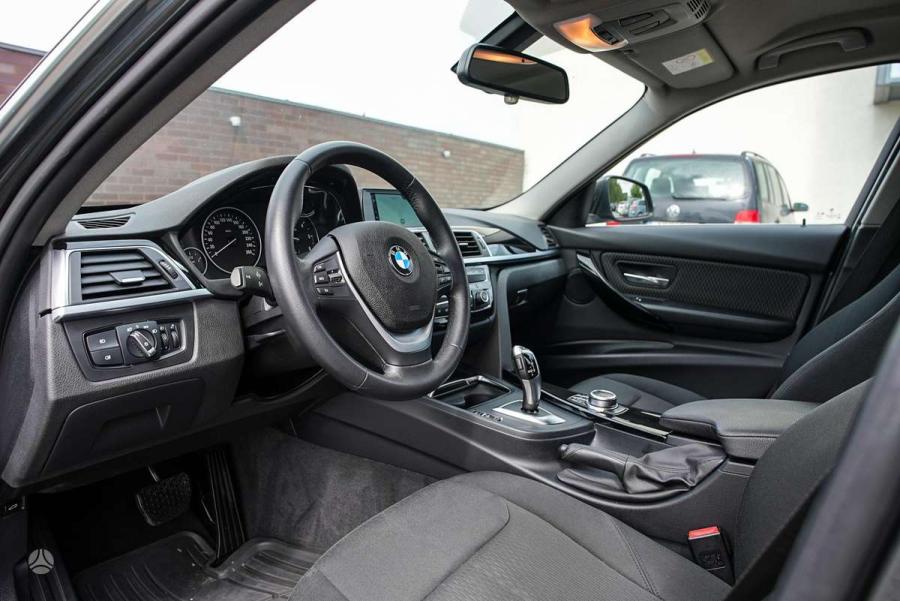 Grey BMW 320 2019 in Marijampole, with an engine capacity of 2.00 L and mileage of 286 thousand km for 11750 €, photo 26 on AUTOMOTO.COM.LV