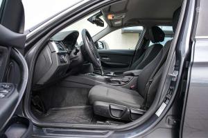 Grey BMW 320 2019 in Marijampole, with an engine capacity of 2.00 L and mileage of 286 thousand km for 11750 €, photo 27 on AUTOMOTO.COM.LV