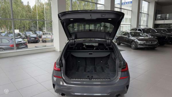 Grey BMW 320 2019 in Marijampole, with an engine capacity of 2.00 L and mileage of 213 thousand km for 20999 €, photo 6 on AUTOMOTO.COM.LV