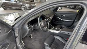 Pelēks BMW 320 2019 Marijampole, ar dzinēja tilpumu 2.00 L un nobraukumu 213 tūkst. km par 20999 €, foto 13 vietnē AUTOMOTO.COM.LV