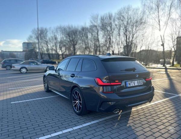 Grey BMW 320 2020 in Vilnius, with an engine capacity of 2.00 L and mileage of 252 thousand km for 19500 €, photo 8 on AUTOMOTO.COM.LV