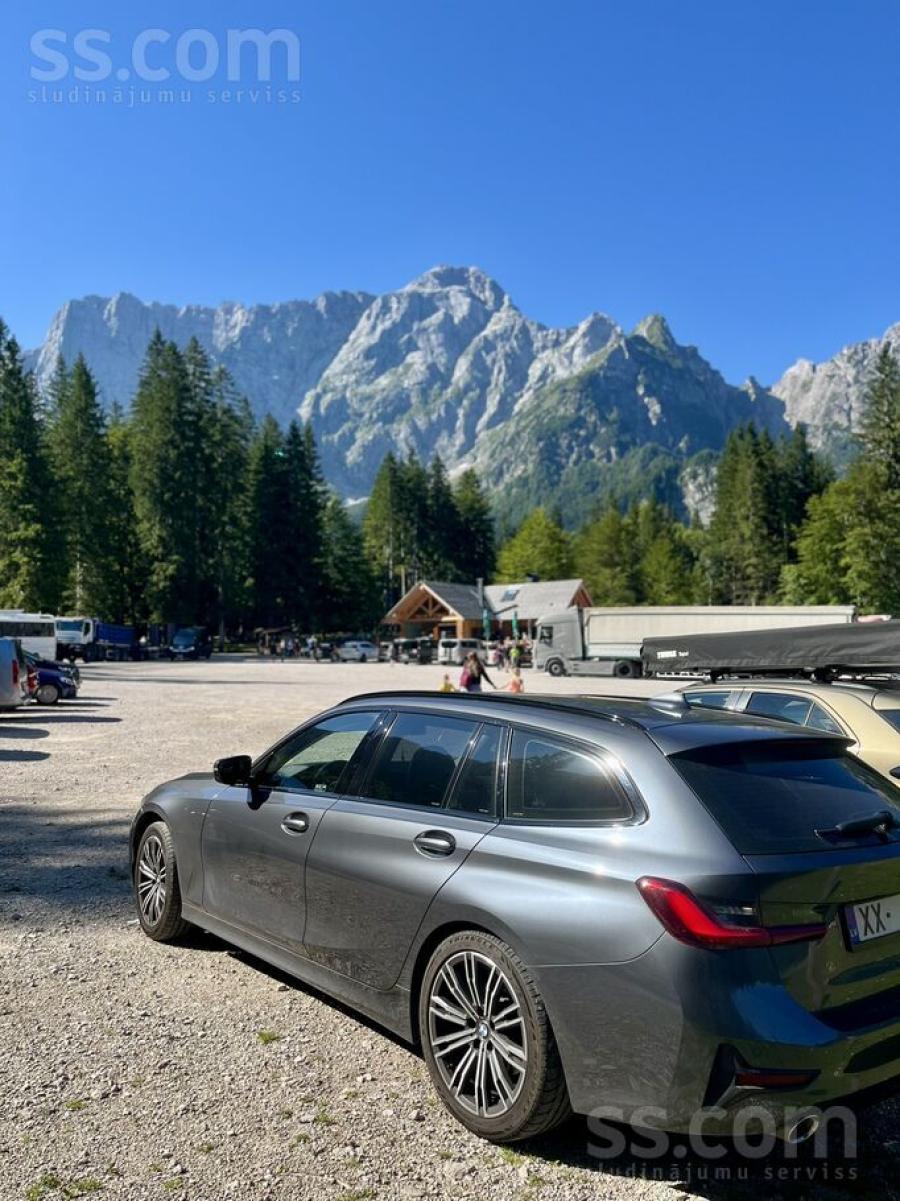 Grey BMW 320 2020 in Riga, with an engine capacity of 2.00 L and mileage of 206 thousand km for 20790 €, photo 4 on AUTOMOTO.COM.LV