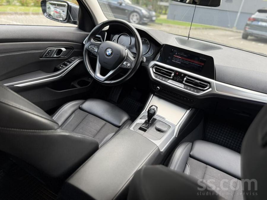 Grey BMW 320 2020 in Riga, with an engine capacity of 2.00 L and mileage of 206 thousand km for 20790 €, photo 8 on AUTOMOTO.COM.LV