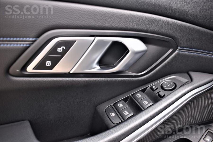 Pelēks BMW 320 2020 Rīga, ar dzinēja tilpumu 2.00 L un nobraukumu 205 tūkst. km par 24750 €, foto 32 vietnē AUTOMOTO.COM.LV