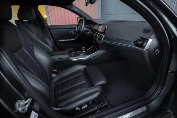 Grey BMW 320 2020 in Jelgava, with an engine capacity of 2.00 L and mileage of 203 thousand km for 20900 €, photo 10 on AUTOMOTO.COM.LV