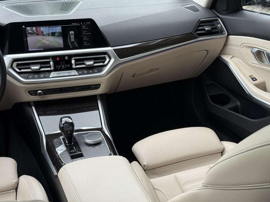 Grey BMW 320 2020 in Klaipeda, with an engine capacity of 0.00 L and mileage of 164 thousand km for 21700 €, photo 20 on AUTOMOTO.COM.LV