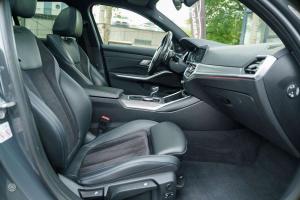Grey BMW 320 2020 in Vilnius, with an engine capacity of 2.00 L and mileage of 129 thousand km for 23900 €, photo 24 on AUTOMOTO.COM.LV