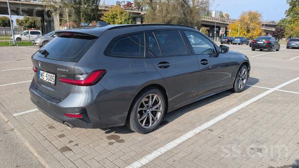 Grey BMW 320 2020 in Riga, with an engine capacity of 2.00 L and mileage of 188 thousand km for 17900 €, photo 3 on AUTOMOTO.COM.LV