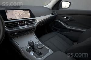 Grey BMW 320 2021 in Jelgava, with an engine capacity of 2.00 L and mileage of 177 thousand km for 17000 €, photo 12 on AUTOMOTO.COM.LV