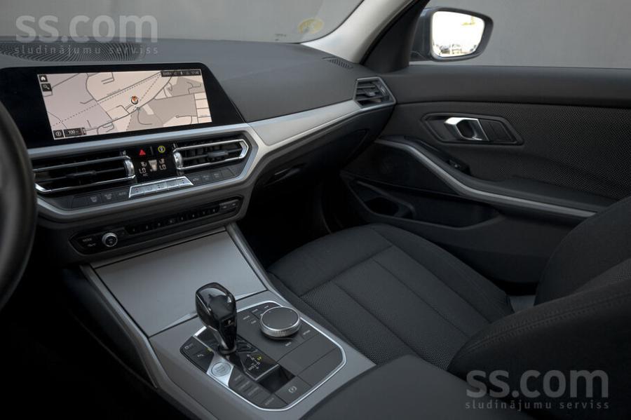 Grey BMW 320 2021 in Jelgava, with an engine capacity of 2.00 L and mileage of 177 thousand km for 17000 €, photo 12 on AUTOMOTO.COM.LV