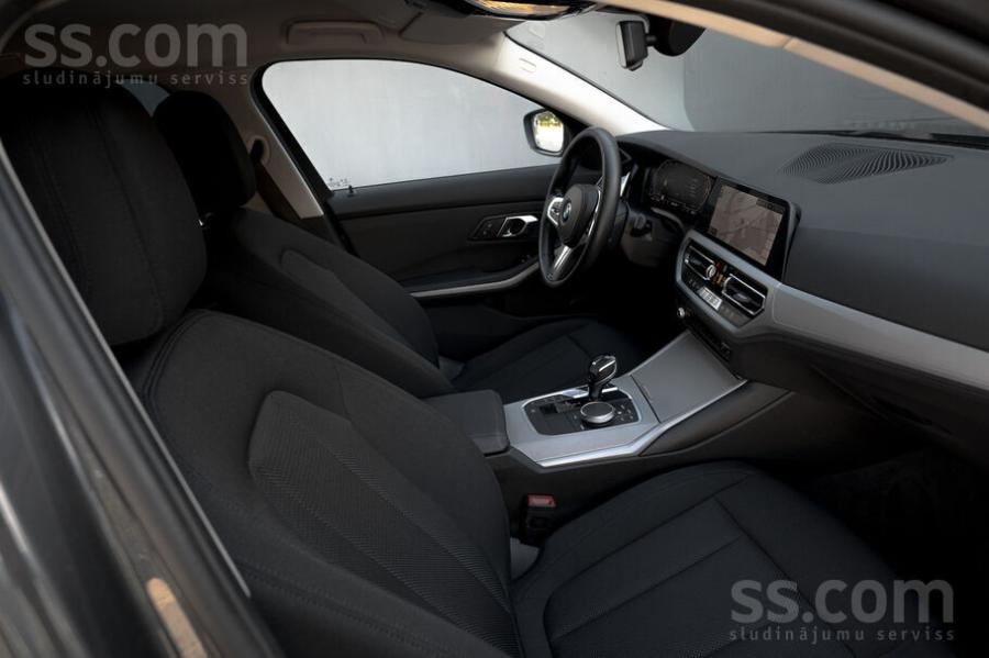 Grey BMW 320 2021 in Jelgava, with an engine capacity of 2.00 L and mileage of 177 thousand km for 17000 €, photo 13 on AUTOMOTO.COM.LV