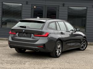 Grey BMW 320 2021 in Riga, with an engine capacity of 2.00 L and mileage of 198 thousand km for 18950 €, photo 5 on AUTOMOTO.COM.LV