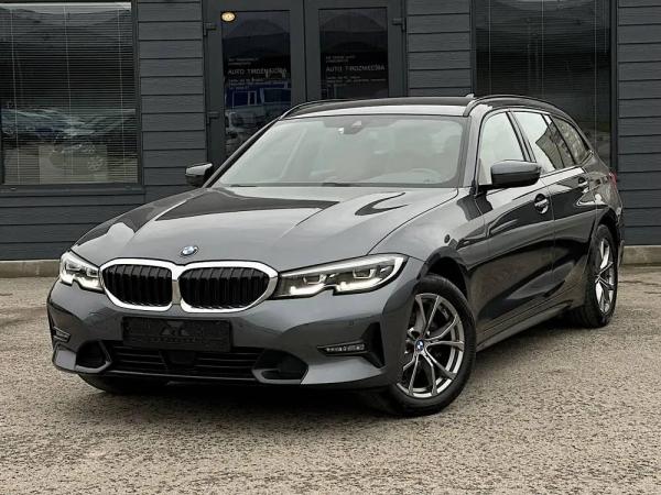 Grey BMW 320 2021 in Jelgava, with an engine capacity of 2.00 L and mileage of 198 thousand km for 17400 €, photo 3 on AUTOMOTO.COM.LV