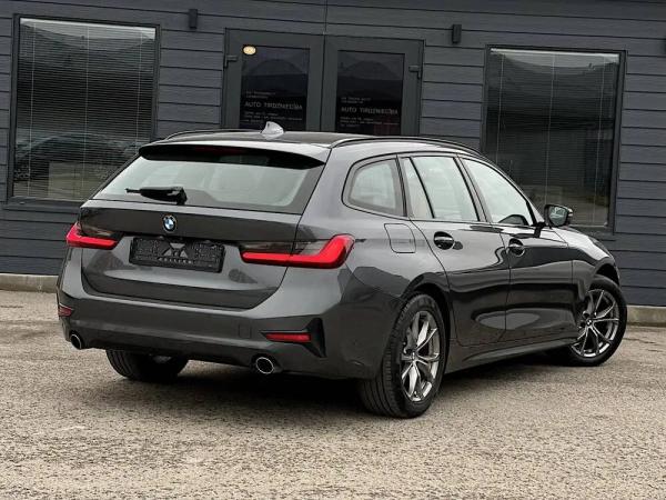 Pelēks BMW 320 2021 Jelgava, ar dzinēja tilpumu 2.00 L un nobraukumu 198 tūkst. km par 17400 €, foto 4 vietnē AUTOMOTO.COM.LV