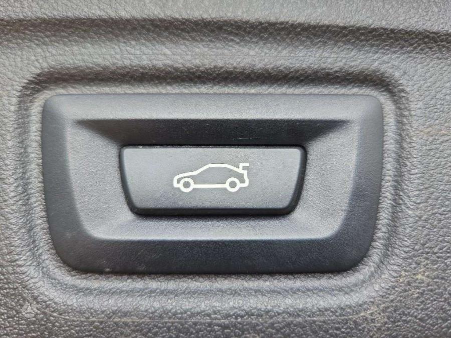 Pelēks BMW 320 2021 Viļņa, ar dzinēja tilpumu 2.00 L un nobraukumu 225 tūkst. km par 17500 €, foto 8 vietnē AUTOMOTO.COM.LV