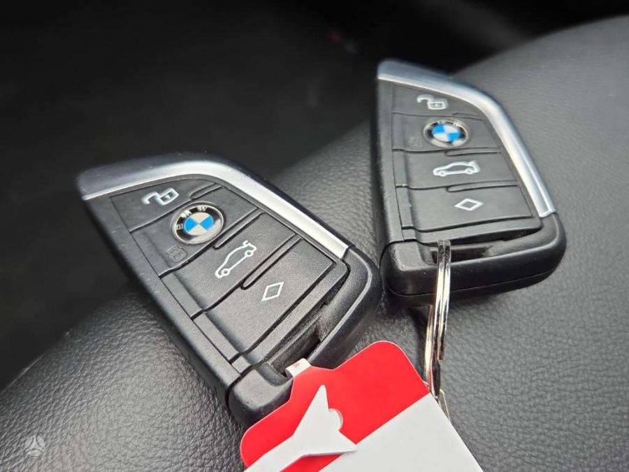 Pelēks BMW 320 2021 Viļņa, ar dzinēja tilpumu 2.00 L un nobraukumu 225 tūkst. km par 17500 €, foto 20 vietnē AUTOMOTO.COM.LV