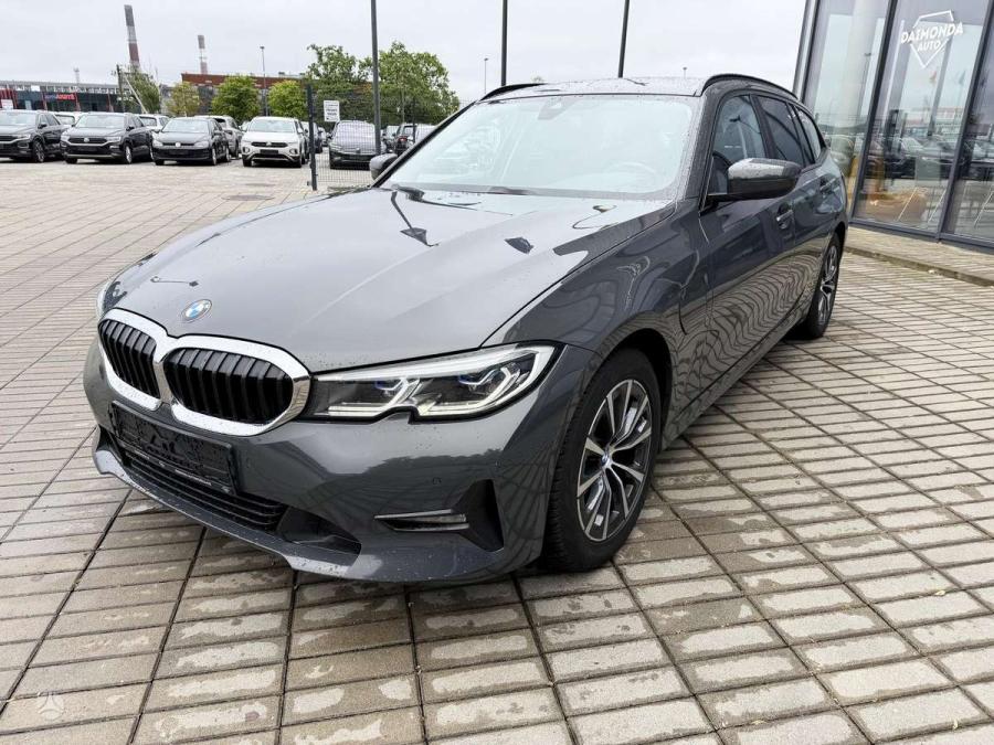Pelēks BMW 320 2021 Kauņa, ar dzinēja tilpumu 2.00 L un nobraukumu 240 tūkst. km par 18500 €, foto 1 vietnē AUTOMOTO.COM.LV
