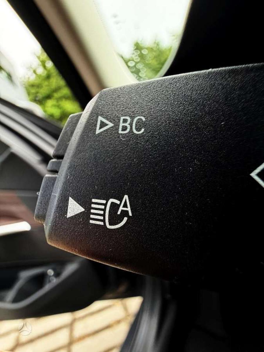 Pelēks BMW 320 2021 Kauņa, ar dzinēja tilpumu 2.00 L un nobraukumu 240 tūkst. km par 18500 €, foto 15 vietnē AUTOMOTO.COM.LV
