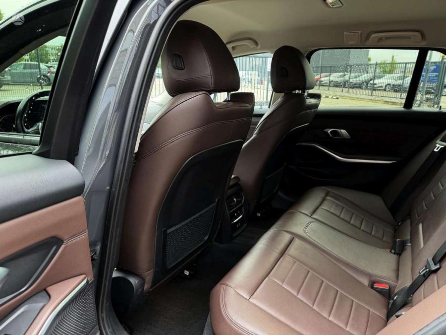 Pelēks BMW 320 2021 Kauņa, ar dzinēja tilpumu 2.00 L un nobraukumu 240 tūkst. km par 18500 €, foto 17 vietnē AUTOMOTO.COM.LV