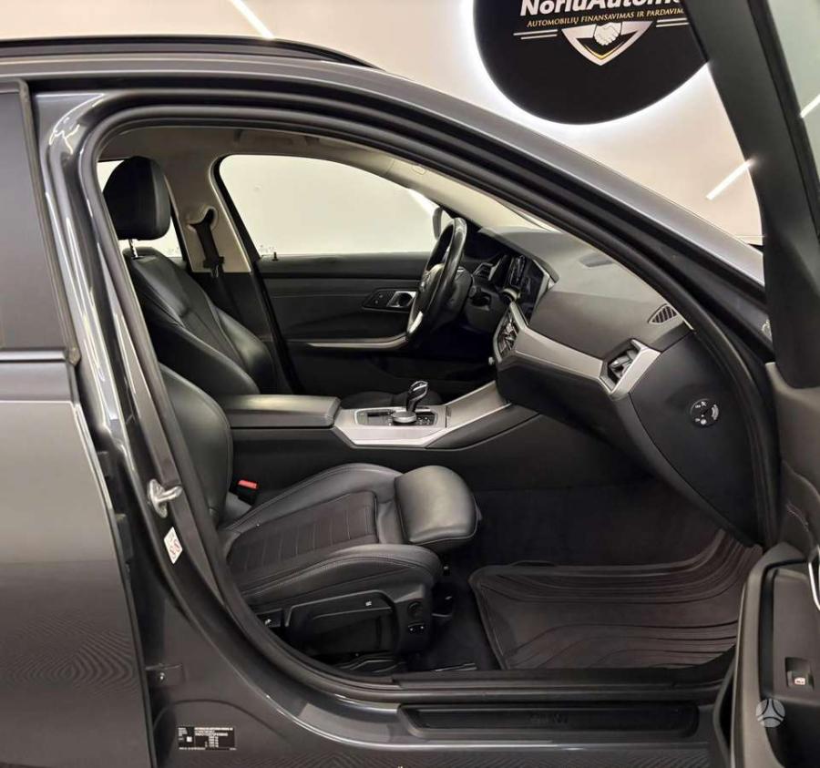 Pelēks BMW 320 2021 Marijampole, ar dzinēja tilpumu 2.00 L un nobraukumu 282 tūkst. km par 14950 €, foto 16 vietnē AUTOMOTO.COM.LV