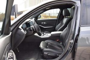 Grey BMW 320 2021 in Vilnius, with an engine capacity of 2.00 L and mileage of 306 thousand km for 17499 €, photo 15 on AUTOMOTO.COM.LV