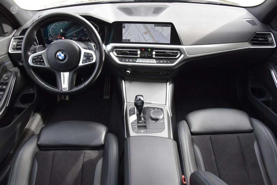 Grey BMW 320 2021 in Vilnius, with an engine capacity of 2.00 L and mileage of 306 thousand km for 17499 €, photo 18 on AUTOMOTO.COM.LV