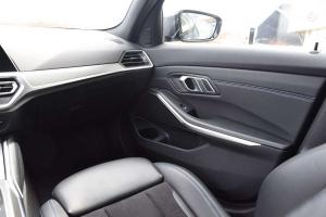 Grey BMW 320 2021 in Vilnius, with an engine capacity of 2.00 L and mileage of 306 thousand km for 17499 €, photo 30 on AUTOMOTO.COM.LV