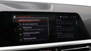 Grey BMW 320 2021 in Vilnius, with an engine capacity of 2.00 L and mileage of 306 thousand km for 17499 €, photo 34 on AUTOMOTO.COM.LV